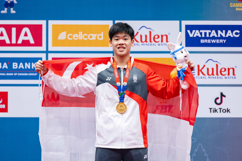 An Interview with Golden Boy Izaac Quek